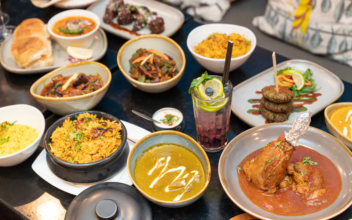 Mumbai Delight — Indian Restaurant in London